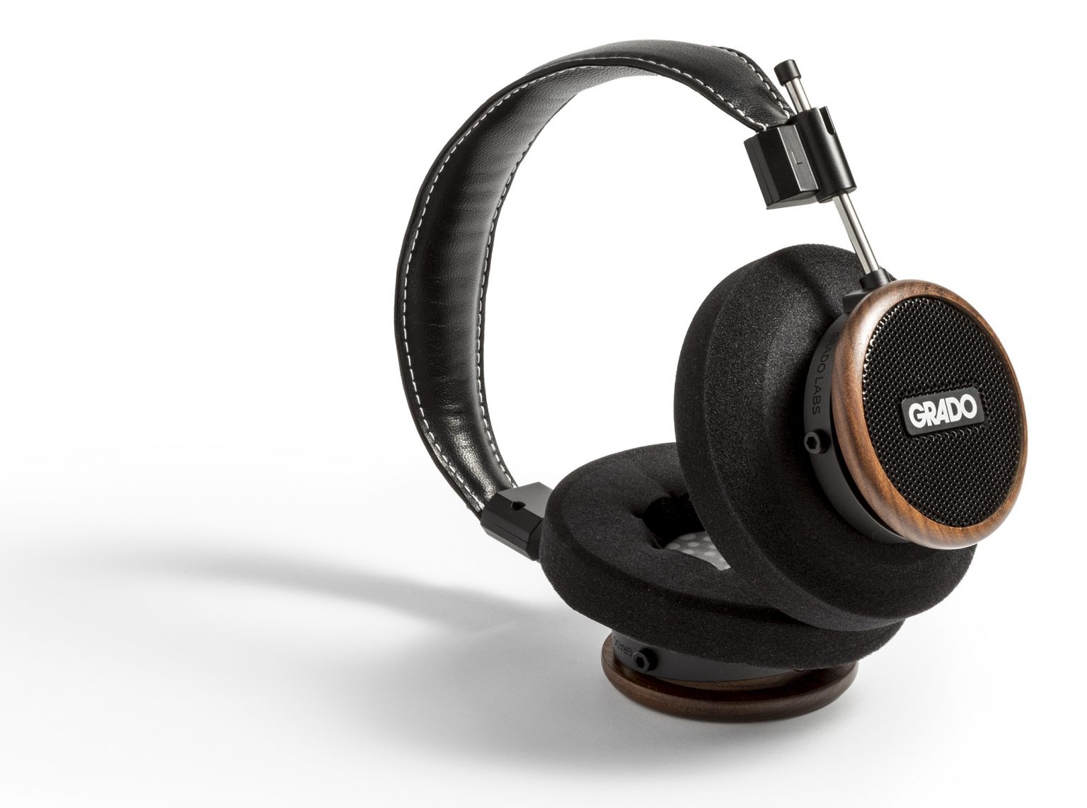 Grado Signature S550 headphones: S2 driver tuned for musical warmth and ...